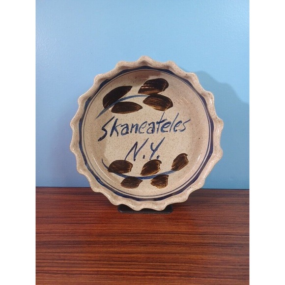 Kitchen | Vintage Fluted Edge Pie Quiche Plate Pottery Dish Painted ...